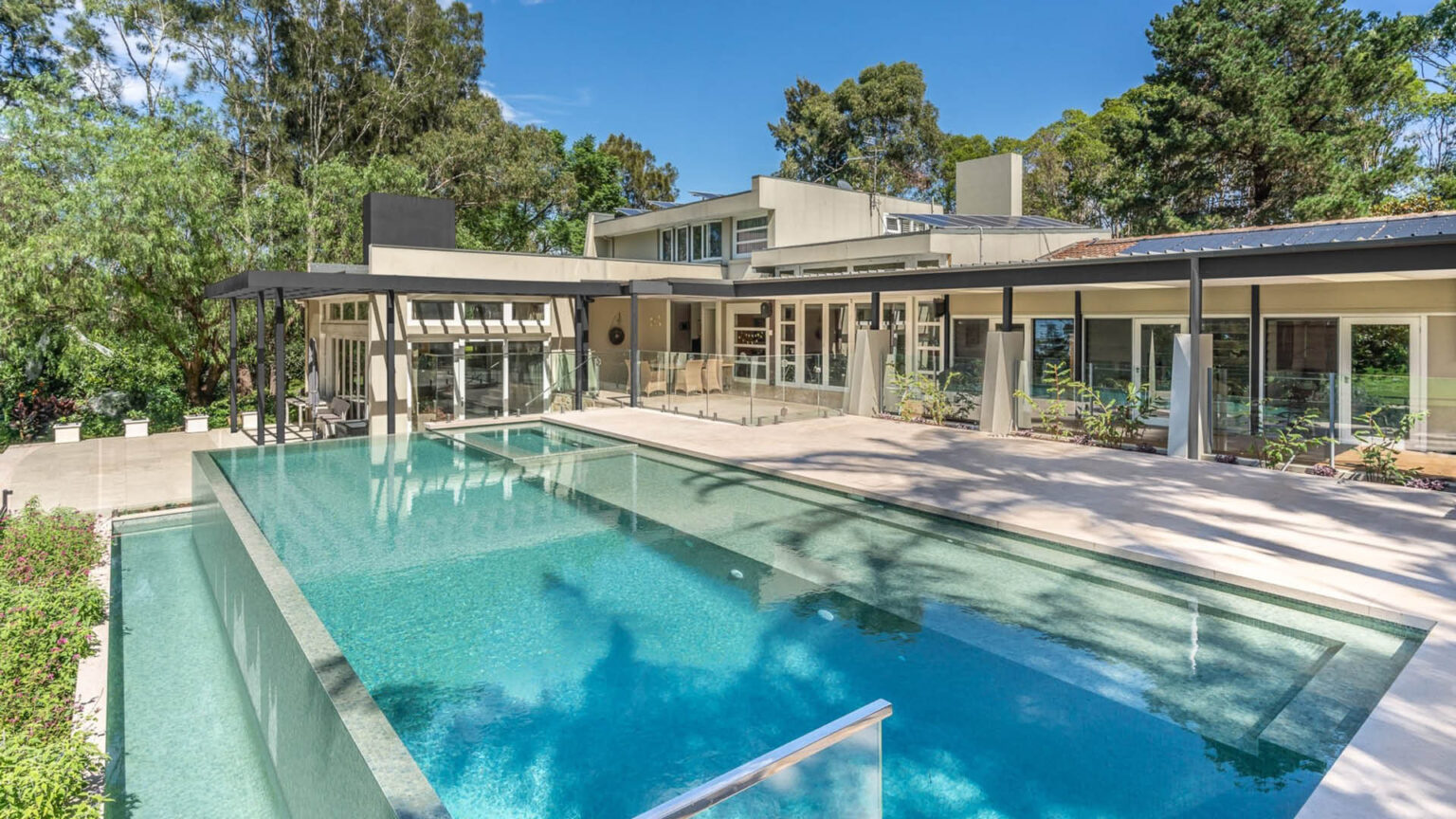 Zen Bali Stone - Europe Imports